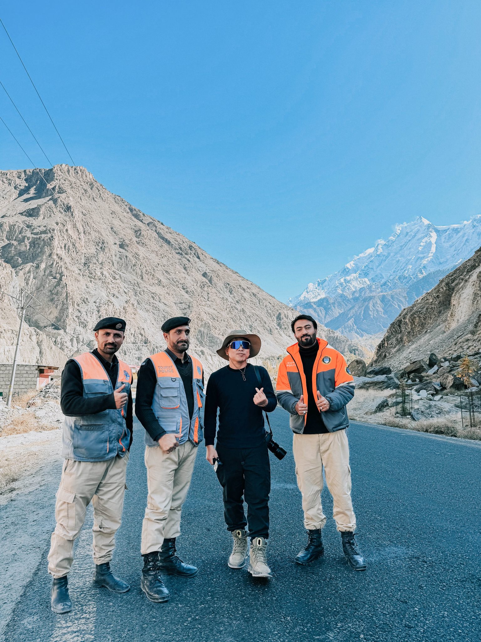 TOUR BỤI MÙA XUÂN PAKISTAN | VẠN DẶM XA TRÊN CON ĐƯỜNG TƠ LỤA – MÙA HOA ...